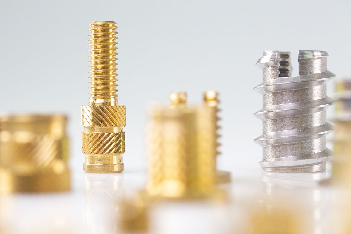 Corwn Screw Fasteners Inserts For Plastics