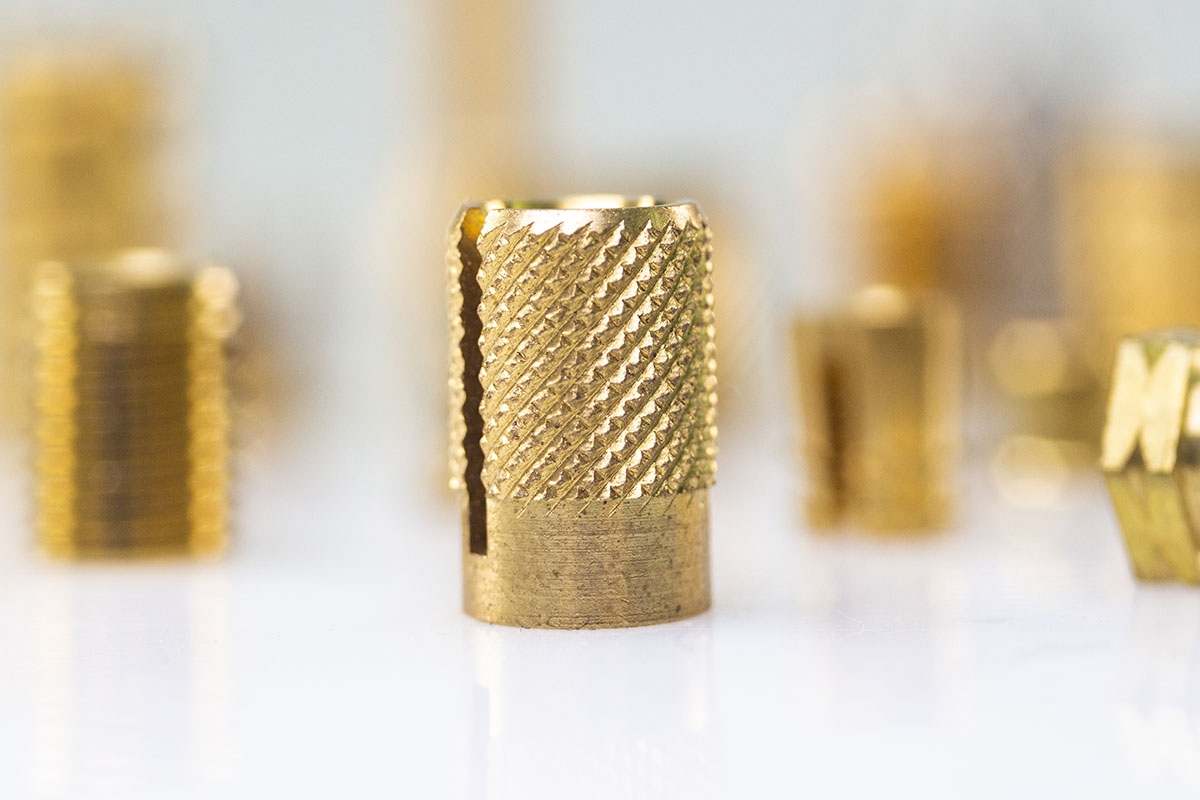 Corwn Screw Fasteners Inserts For Plastics